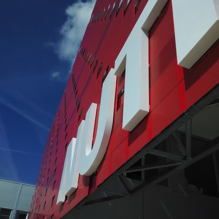 NUTREND - 3D LOGO NA BUDOVĚ